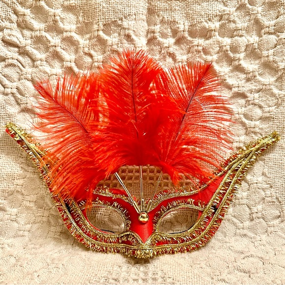 Other | Mask Gran Gala Red Ostrich Feathers Gold Trim Masquerade ...